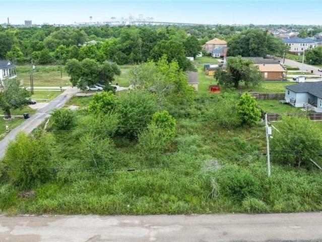 3166 Elmwood Park Dr Lot 41A, New Orleans, LA 70114