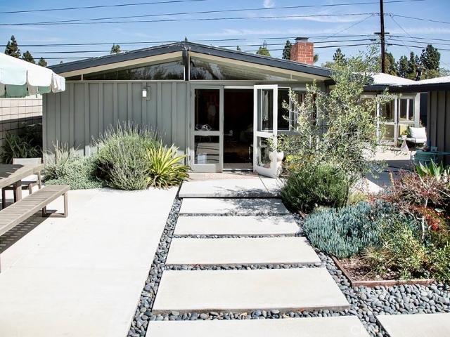 3168 Stevely Ave, Long Beach, CA 90808 | MLS #PW26032 | Compass