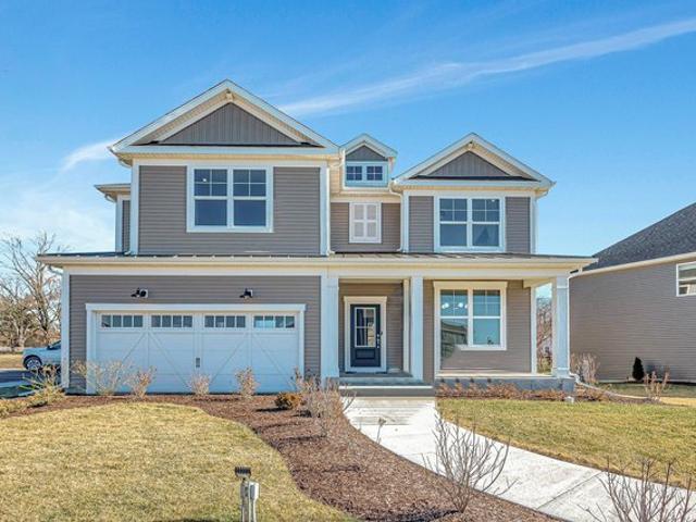 3169 Moorehead Dr, Aurora, IL 60502