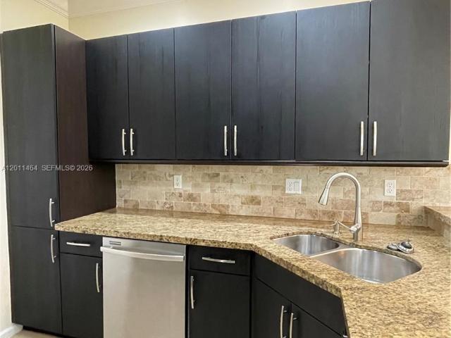3160 NW 127th Ter, Unit 3160, Sunrise, FL 33323 | MLS #A12011 | Compass