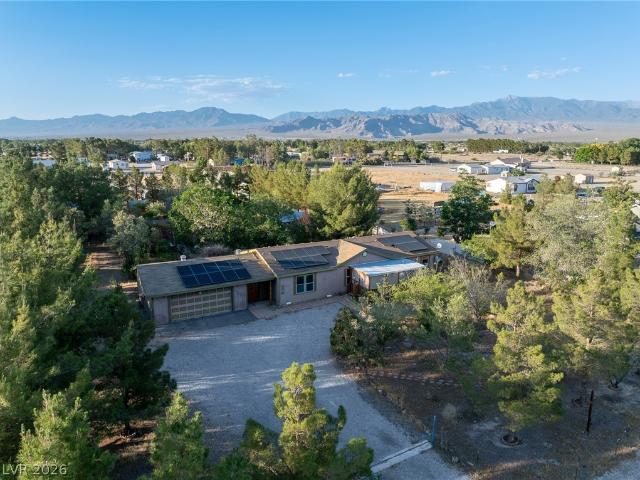 3160 E Navajo Boulevard