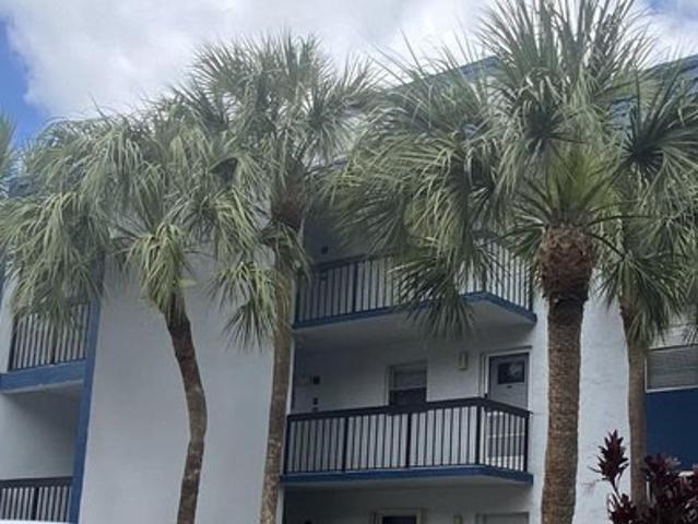 3160 Holiday Springs Blvd Unit 7 311, Margate, FL 33063