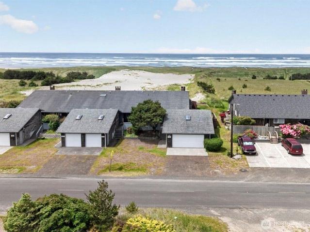 31617 G St, Ocean Park, WA 98640