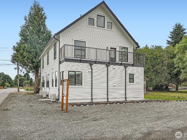 31628 W Commercial Street # 202
