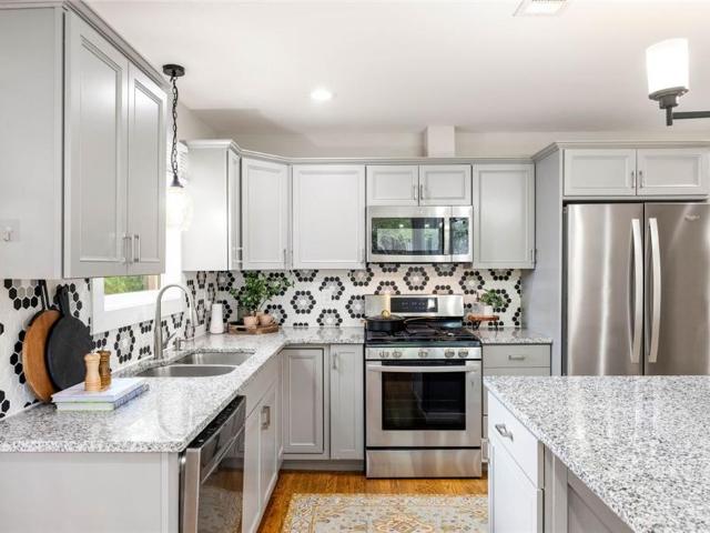 3162 Bluebird Lane