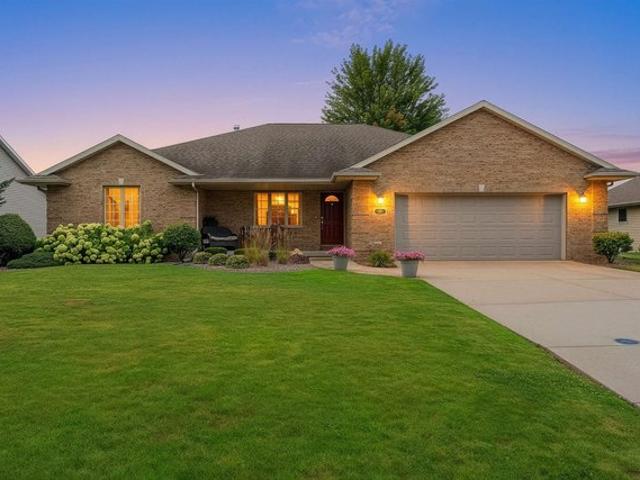 3162 Essen Rd, Green Bay, WI 54311