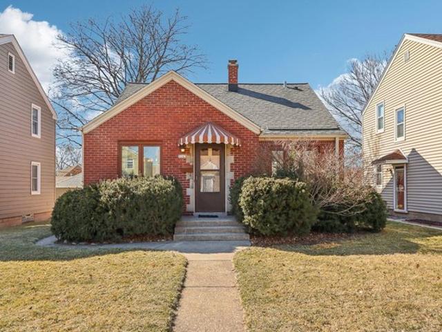 3163 S 28th St, Milwaukee, WI 53215