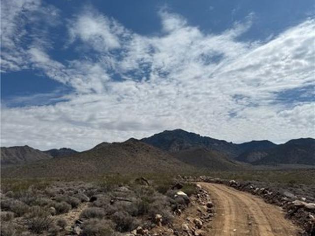 316 05 Longhorn Dr Unit 26, Dolan Springs, AZ 86441