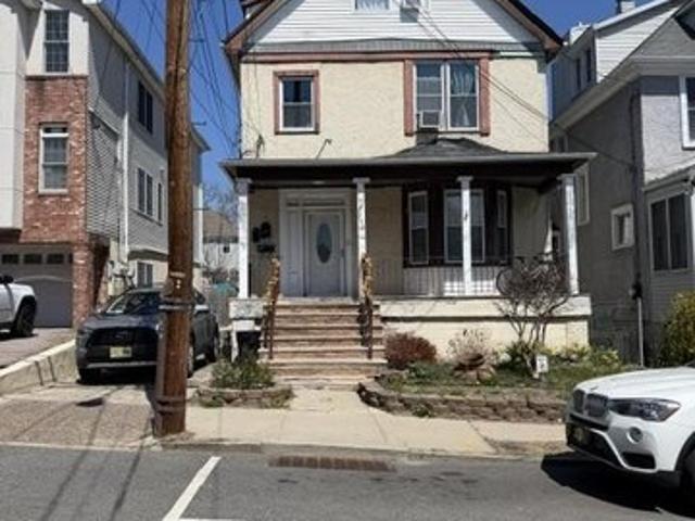 316 77th St, North Bergen, NJ 07047