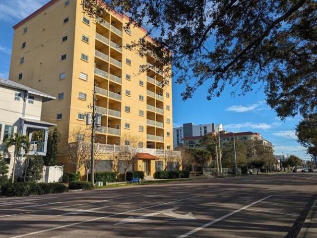 316 8th St S #601, Saint Petersburg, FL 33701