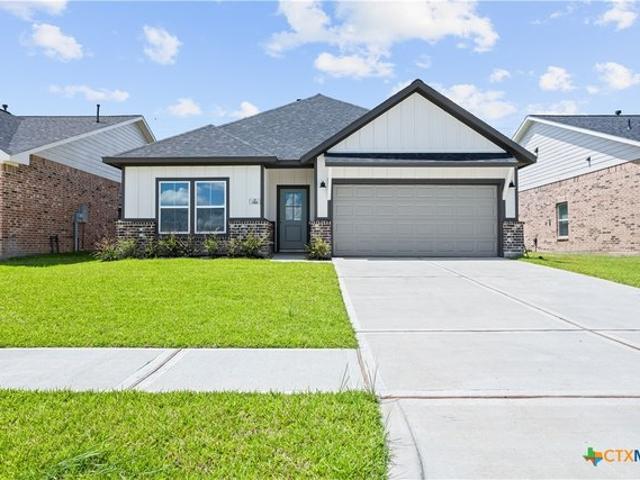 316 Cardinal Dr, Port Lavaca, TX 77979