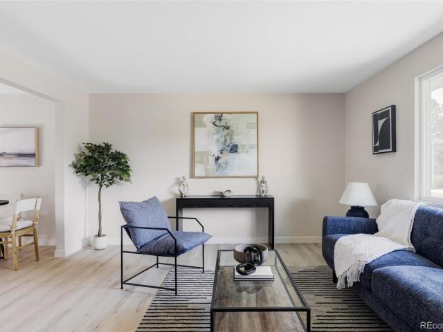 316 Aquarius Court