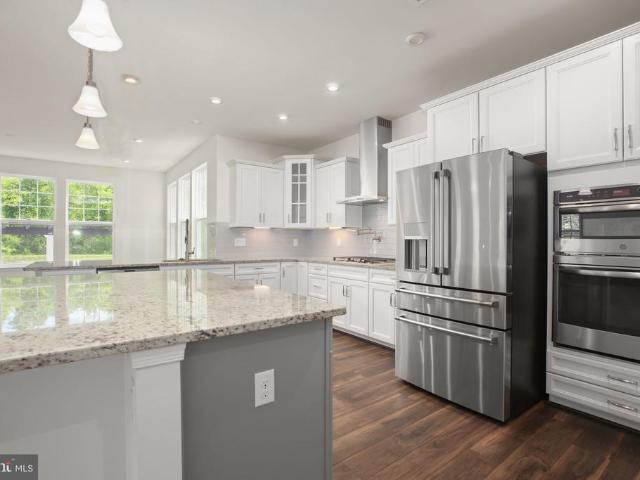 316 Arboretum Lane