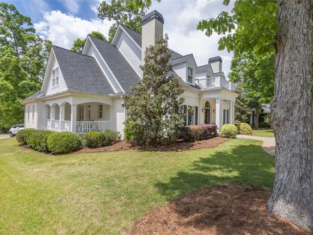 316 Avenue of Oaks