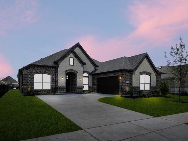 316 Bowrider Ln, Granbury, TX 76049 | MLS #21077