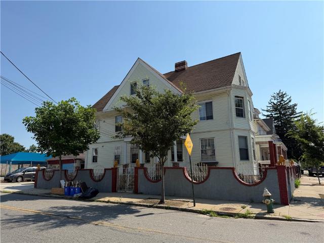 316 Bucklin Street