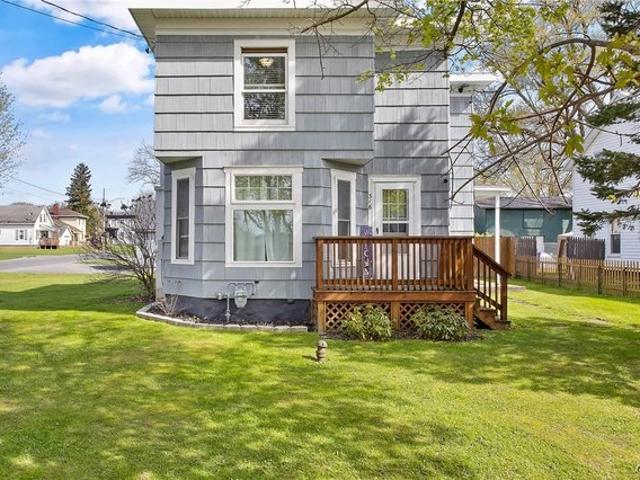 316 Gansvoort St, Fulton, NY 13069