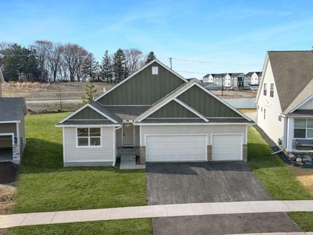 316 Distel Dr, Le Sueur, MN 56058