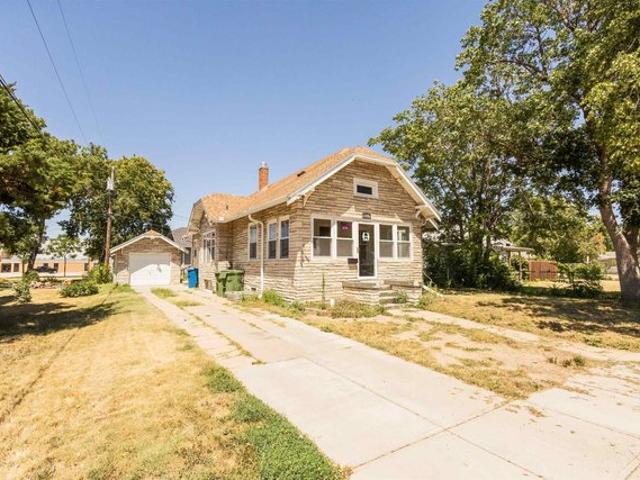 316 E 23rd St, Kearney, NE 68847