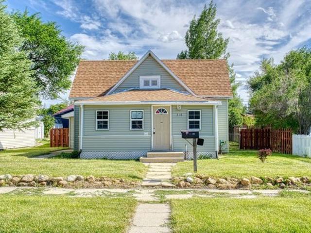 316 E 3rd St, Sheridan, WY 82801