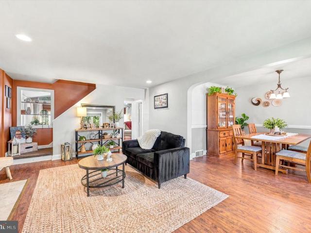 316 E Thomson Avenue
