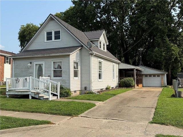 316 E West St, Georgetown, IL 61846