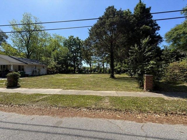 316 E Wine St, Mullins, SC 29574