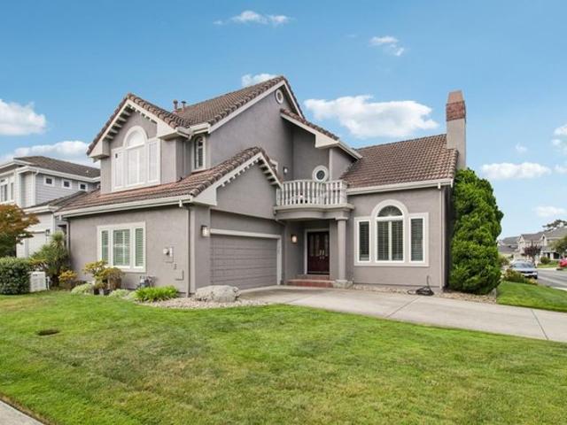 316 Eagle Trace Dr, Half Moon Bay, CA 94019