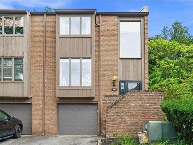 316 Elm Ct, Pittsburgh, PA 15237