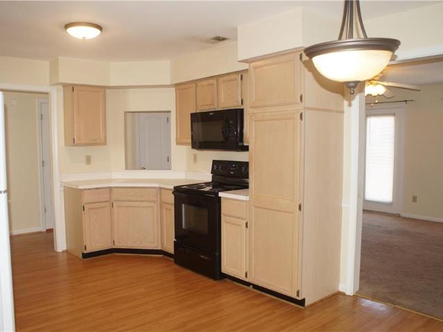 316 Esplanade PL