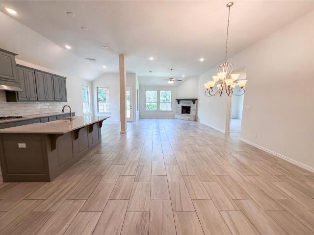 316 Fannin Battleground Ln