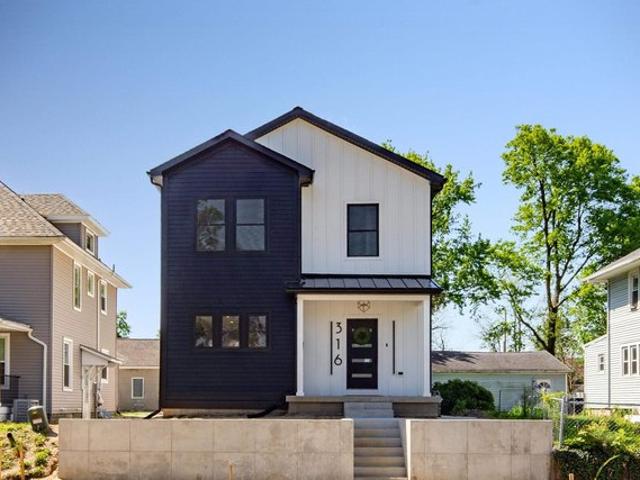 316 Howard St, South Bend, IN 46617