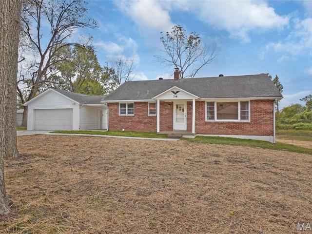 316 Harding Ave, Maryland Heights, MO 63043 | MLS #26006