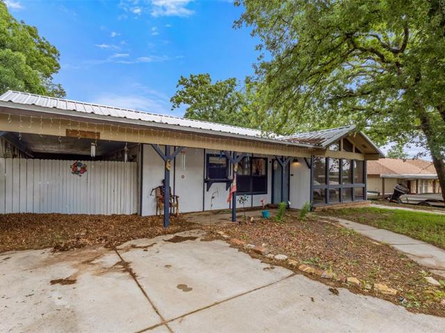 316 Hickorywood Street
