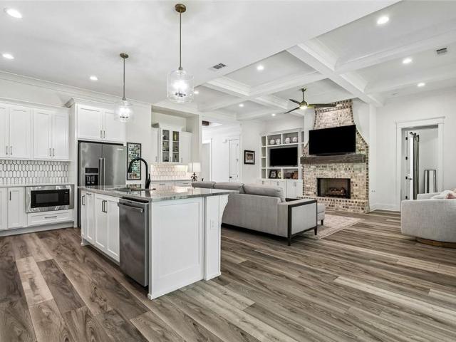 316 Oak Hollow Drive