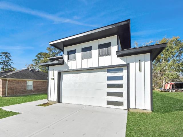316 Oakdale St, Dayton, TX 77535 | MLS #86102 | Compass