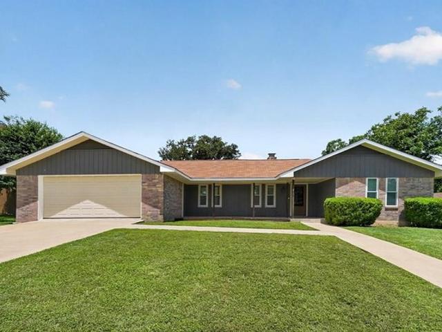 316 Mack Hollimon Dr, Kerrville, TX 78028