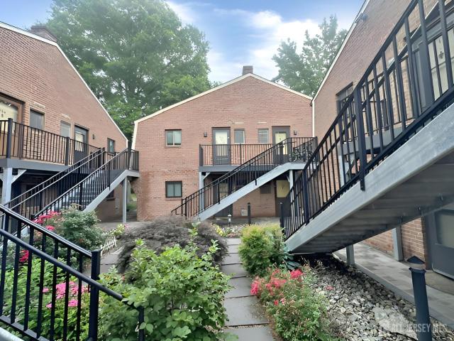 316 Meadow Woods Lane