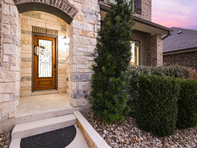 316 Middle Brook Dr, Leander, TX 78641 | MLS #3997 | Compass