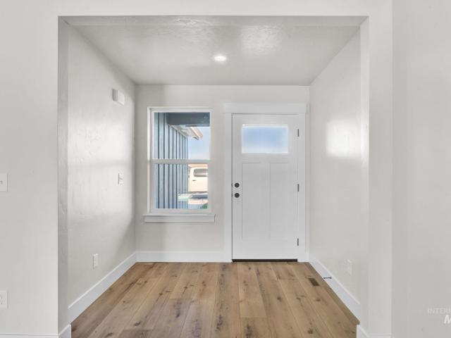 316 N 12th St