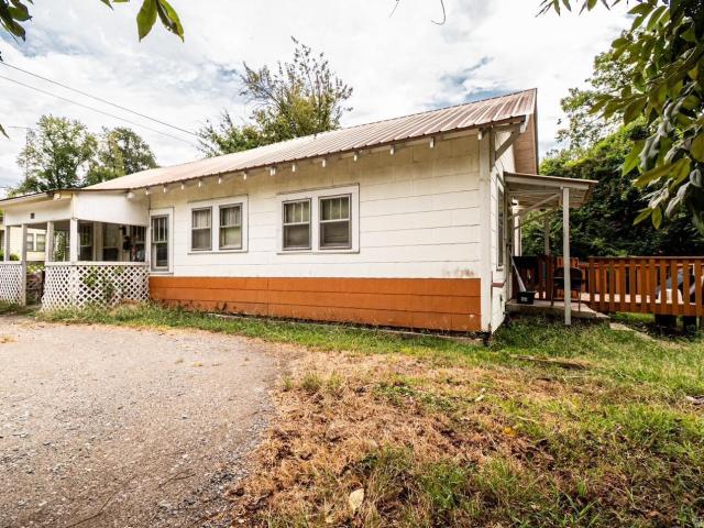 316 N Bradley