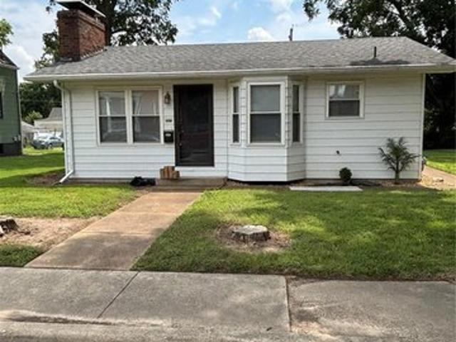 316 N Church St, Belleville, IL 62220