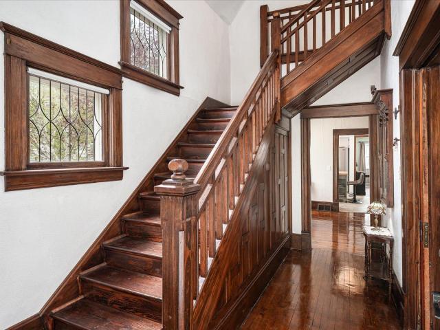 316 N East Ave