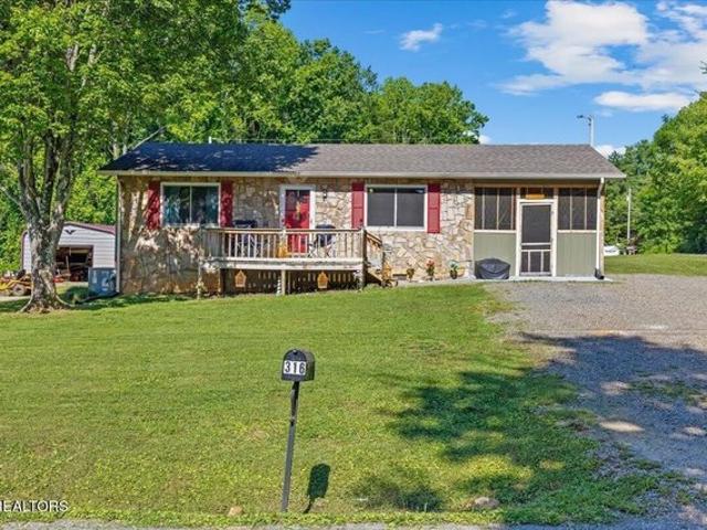 316 N Iowa Ave, Etowah, TN 37331