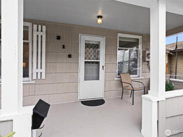 316 S Division St, Auburn, WA 98001 | MLS #2481 | Compass