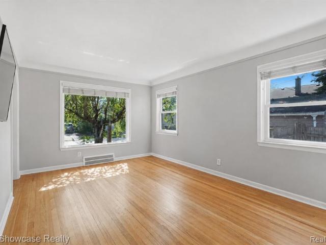 316 S Edison Avenue