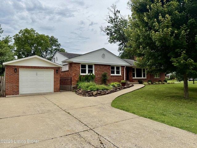 316 Short Rd, Louisville, KY 40207
