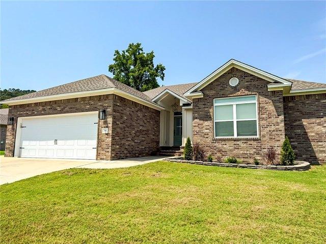 316 Promenade Cir, Russellville, AR 72801