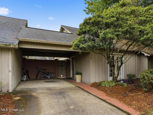 316 River Pl, Jackson, MS 39211