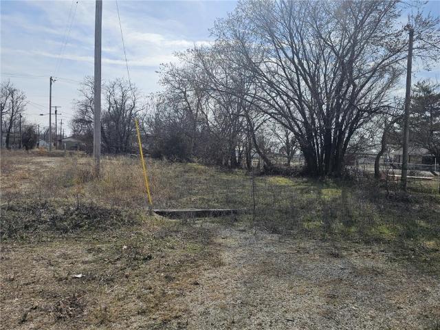 316 W 7TH Street